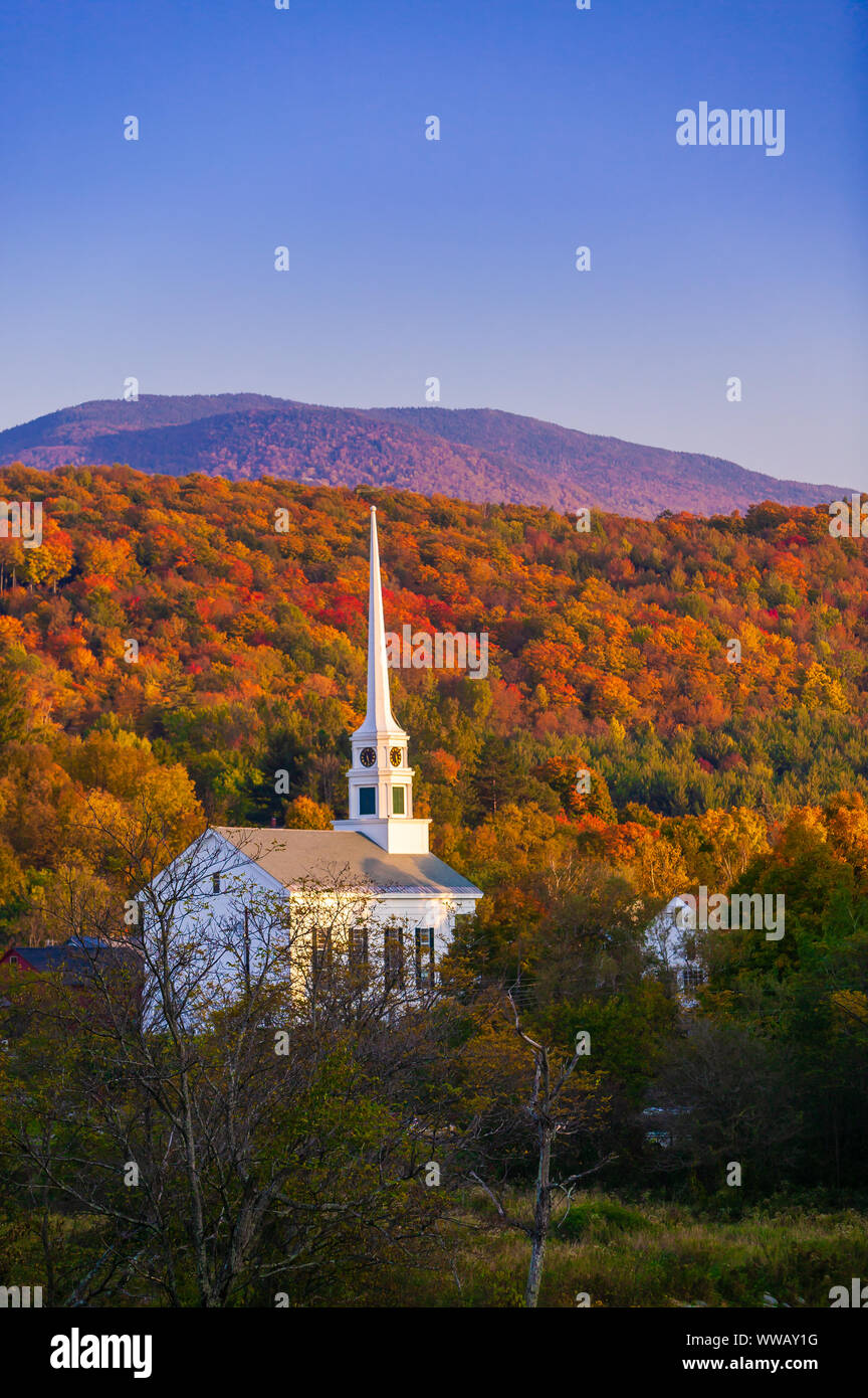 Fall Foliage and the Stowe Community Church, Stowe, Vermont, USA Stock ...