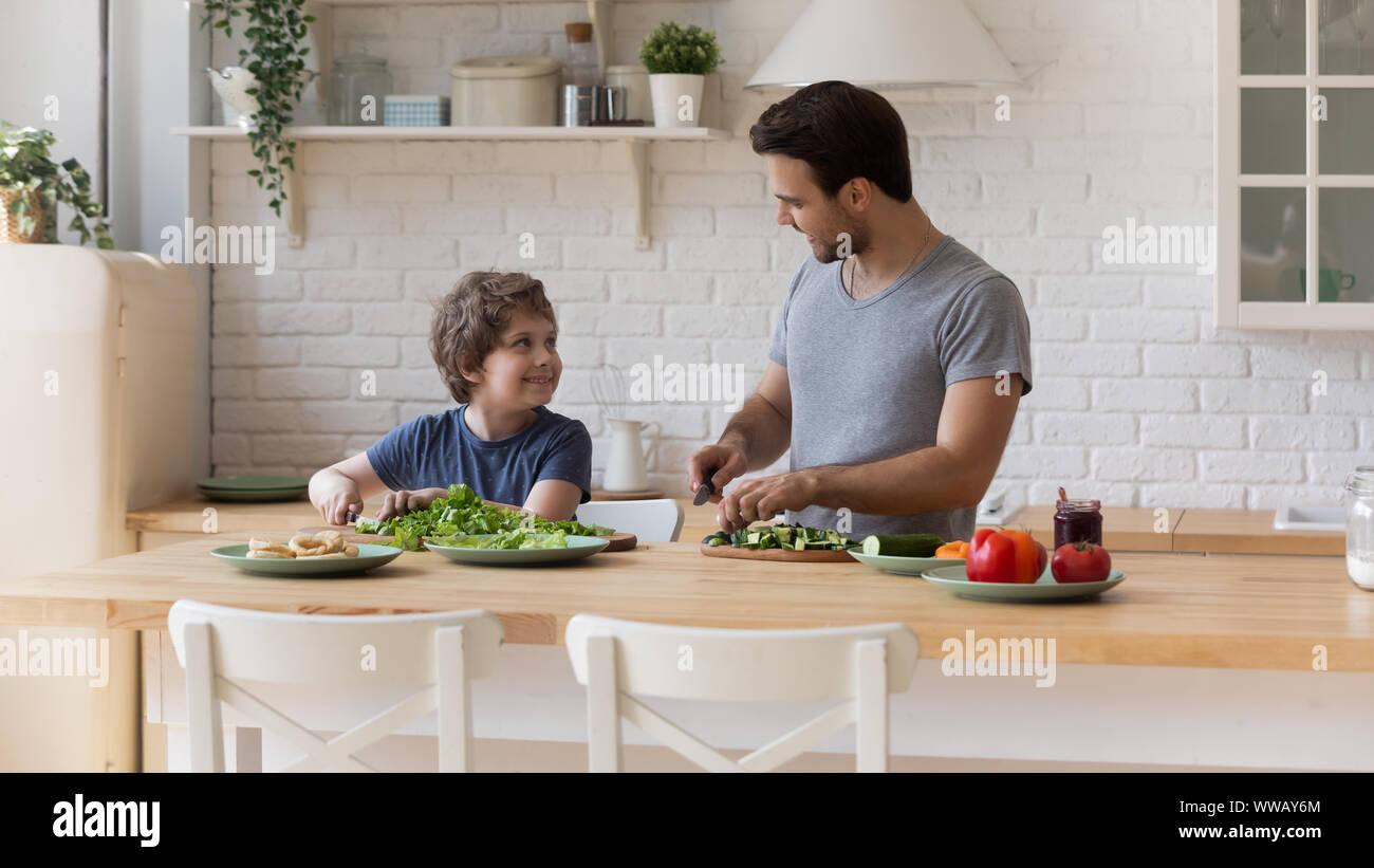 Dad cooking dinner hi-res stock photography and images - Alamy