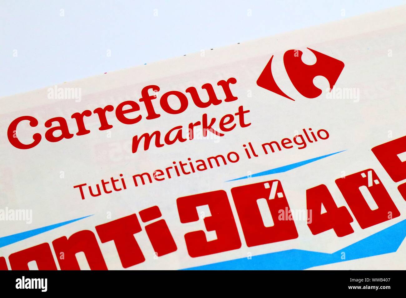 Weekly Ad Flyer of CARREFOUR Supermarket Stock Photo - Alamy
