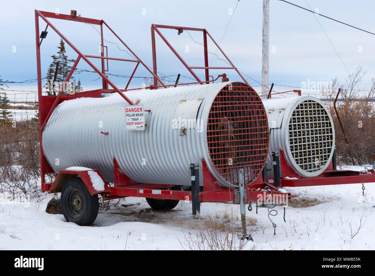 Bear trap hi-res stock photography and images - Alamy