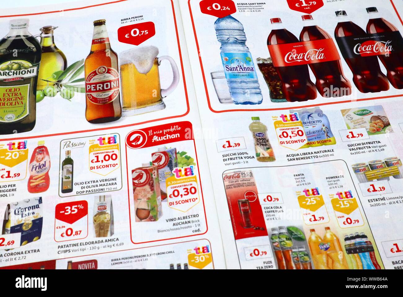 Weekly flyer hi-res stock photography and images - Alamy