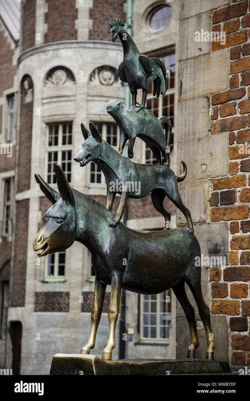 Musicians of Bremen, detail of animals from a famous tale, tourism in ...