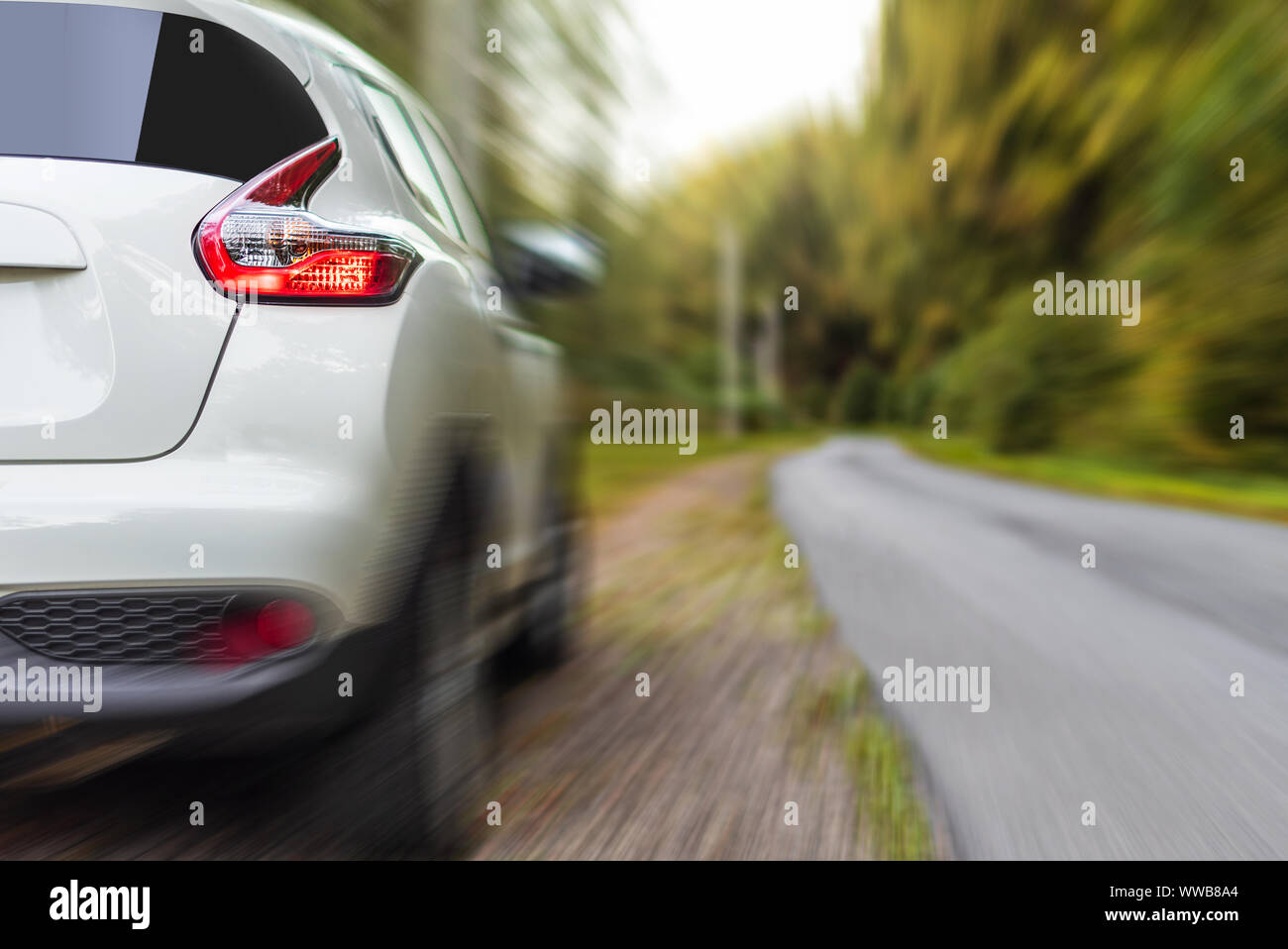 Luxury car on road field hi-res stock photography and images - Alamy