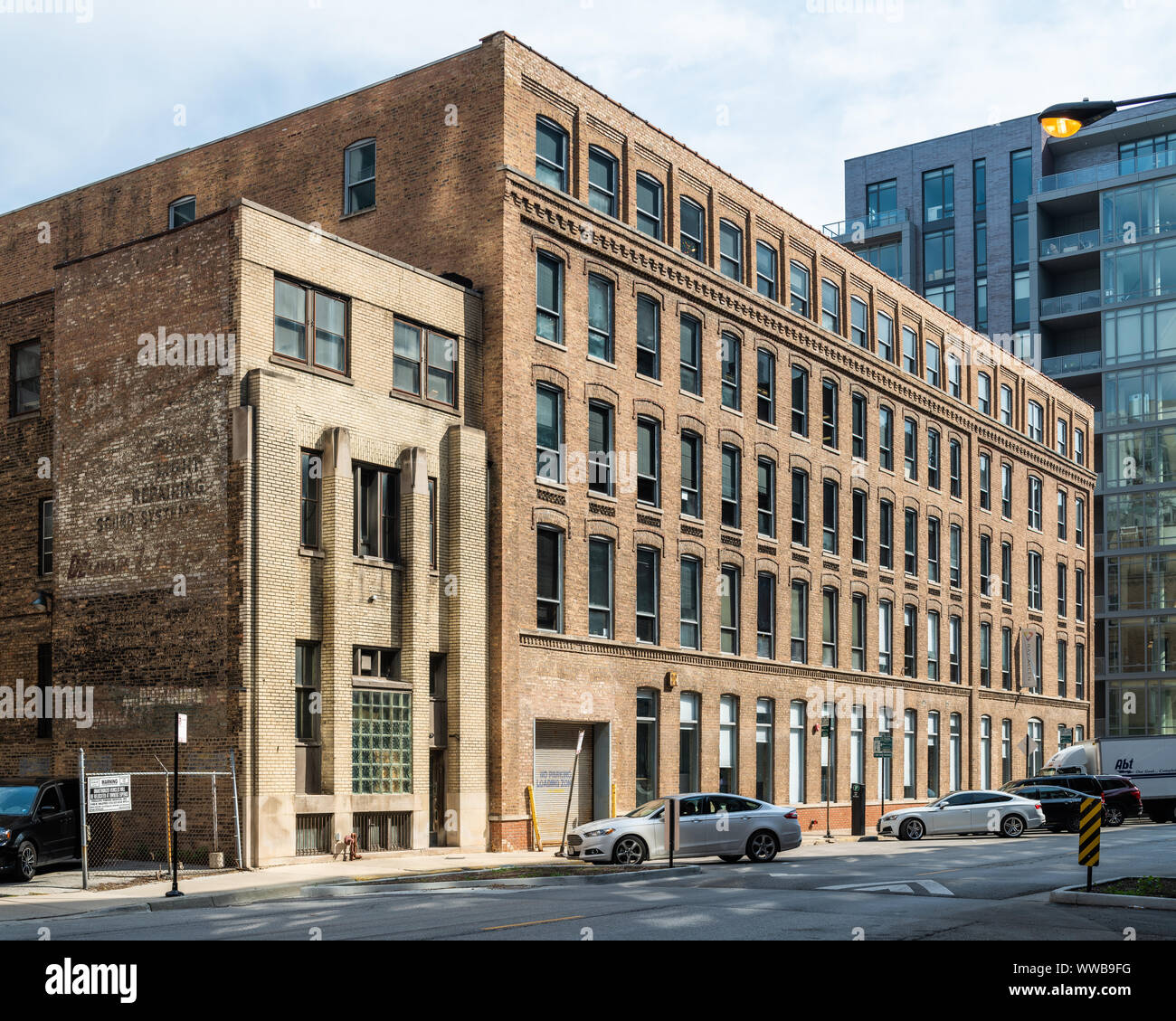Warehouse buildings in the River North neighborhood Stock Photo - Alamy