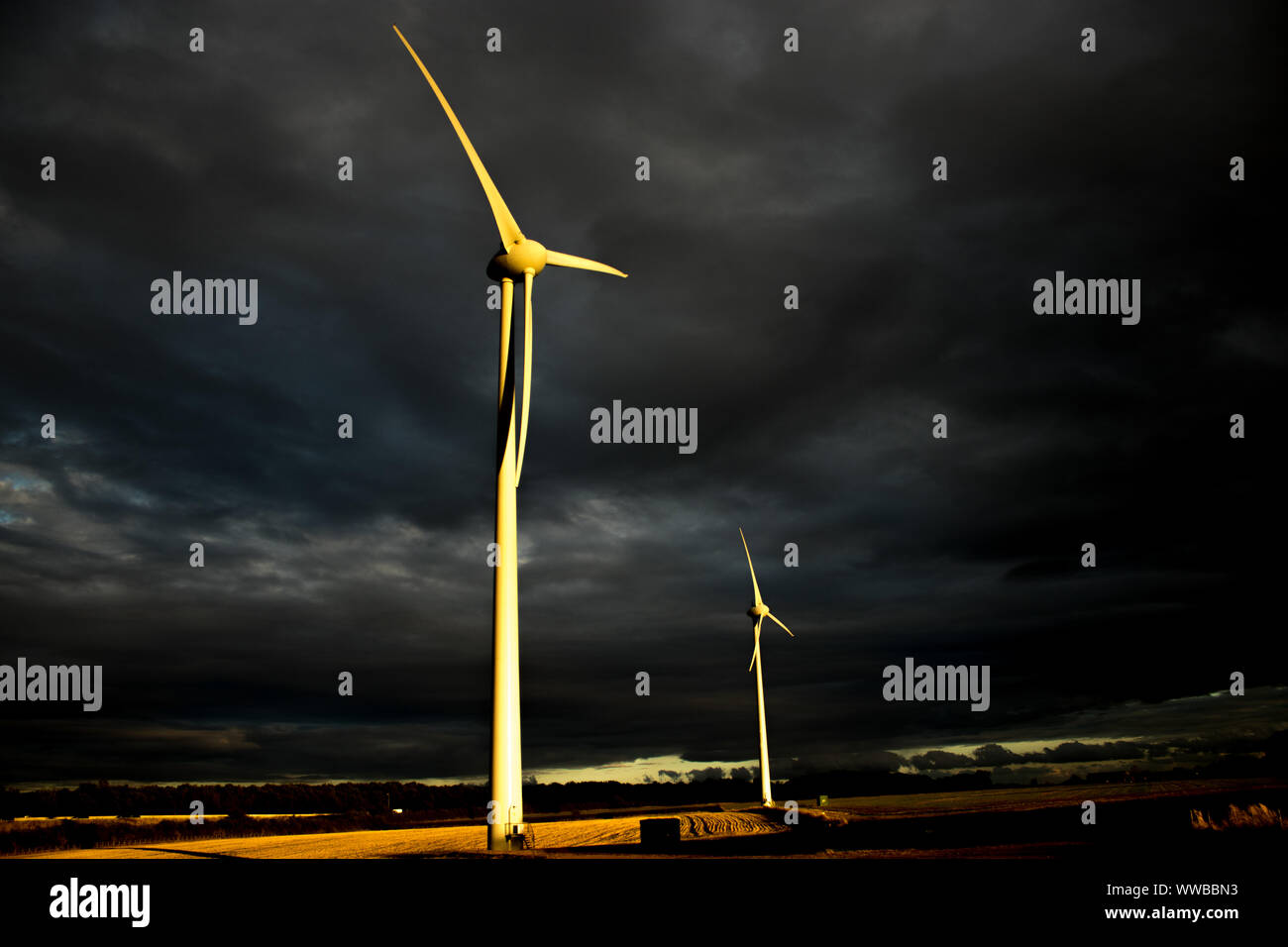 Wind power plant storm hi-res stock photography and images - Alamy