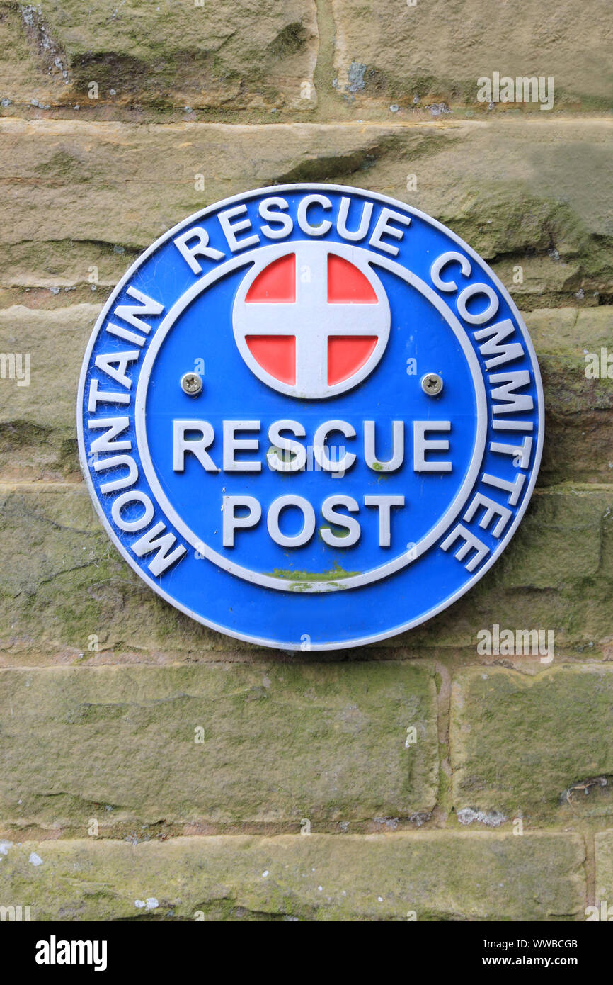 Mountain Rescue Commitee Rescue Point sign Stock Photo - Alamy
