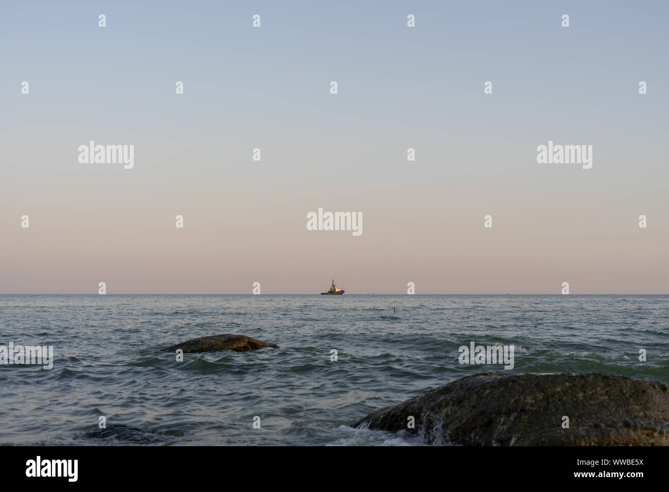 Yuzhny island hi-res stock photography and images - Alamy