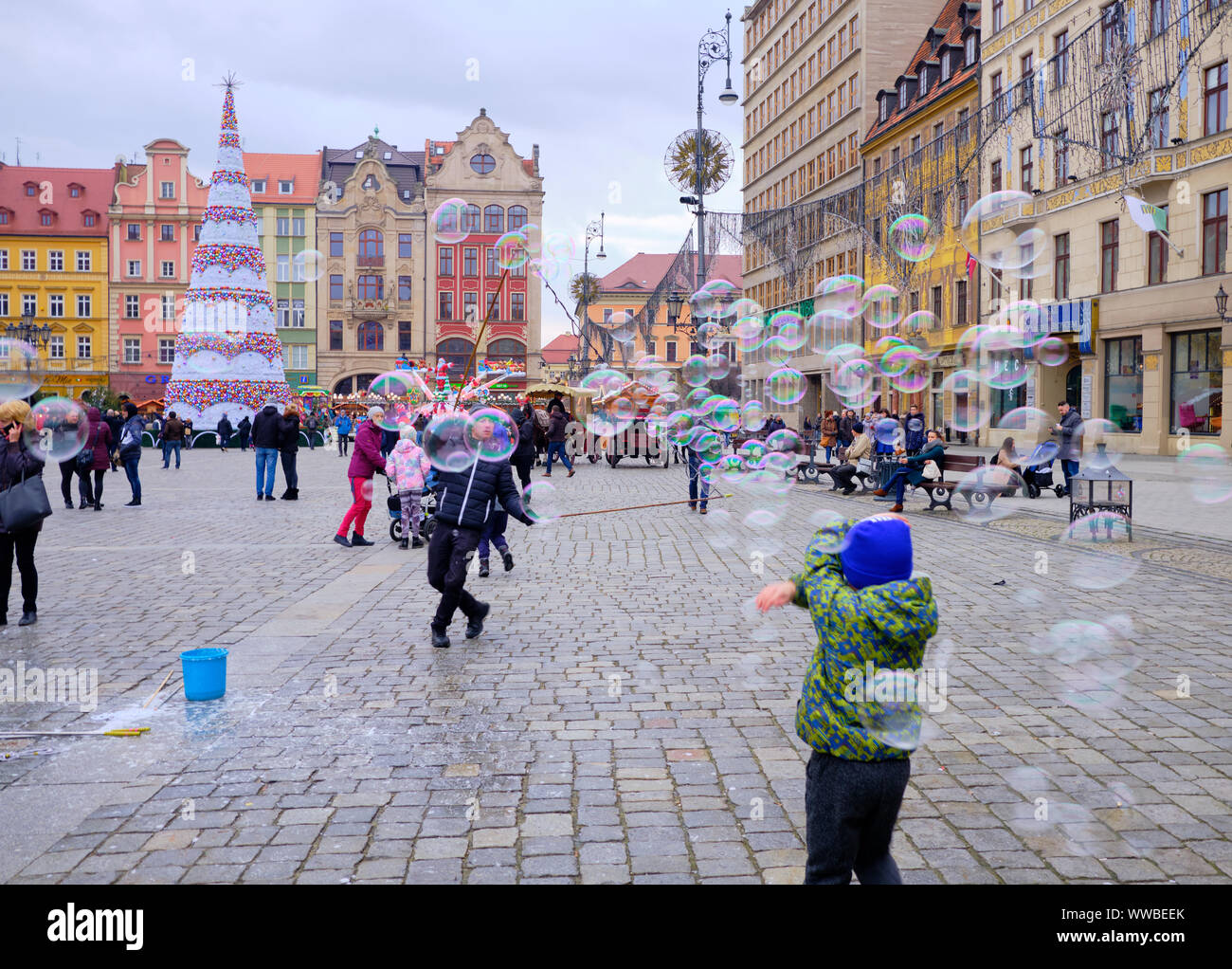 Polish children playing hi-res stock photography and images - Alamy