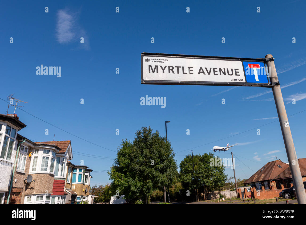 Heathrow plane houses hi-res stock photography and images - Alamy