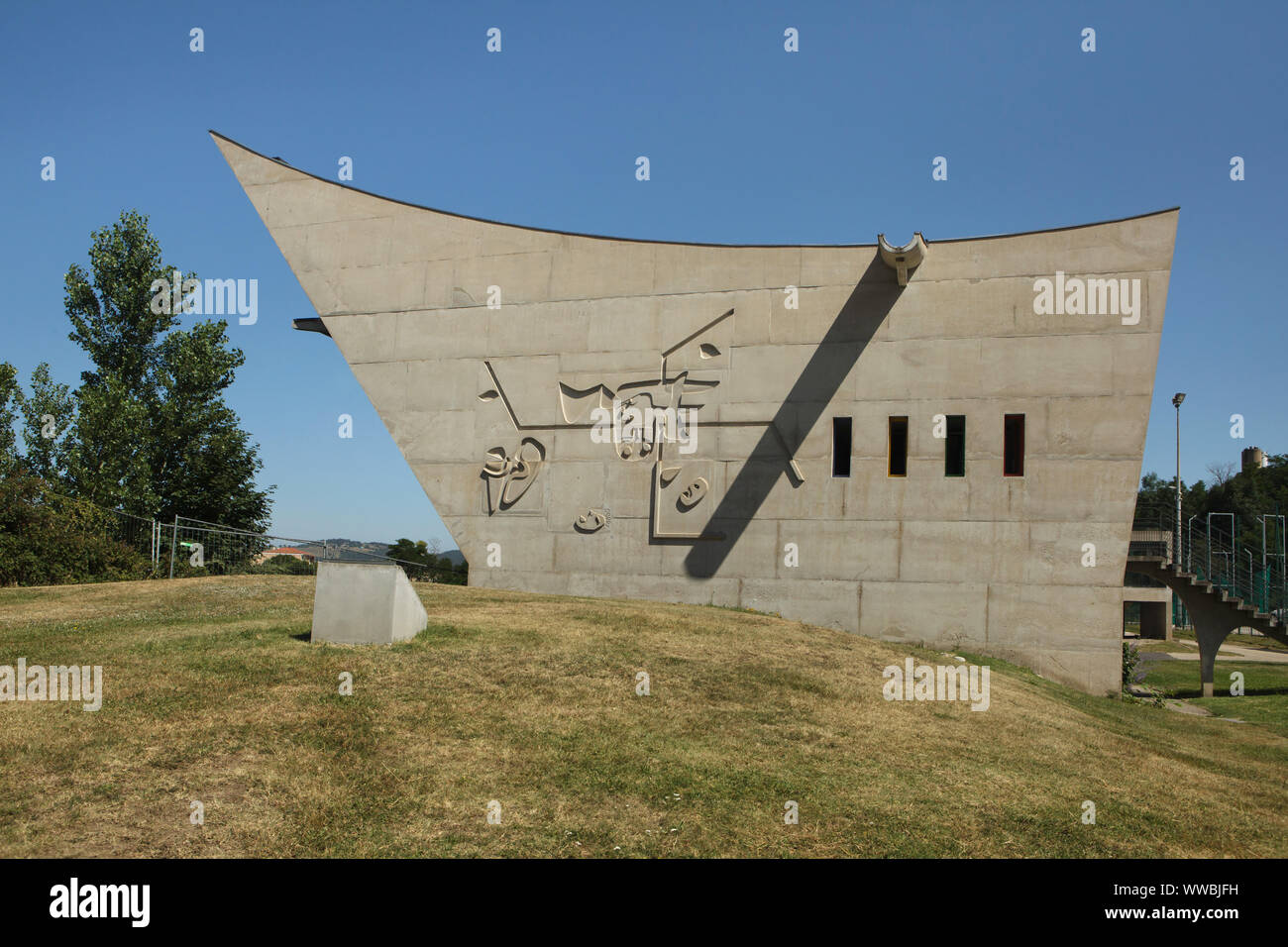 Cultural Centre (Maison de la culture de Firminy Vert) designed by ...
