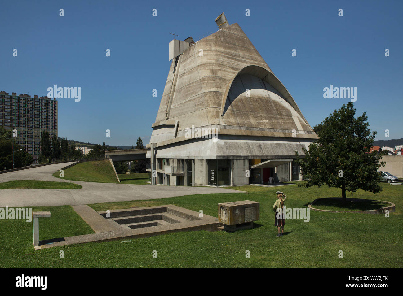 Saint pierre church, le corbusier hi-res stock photography and images ...