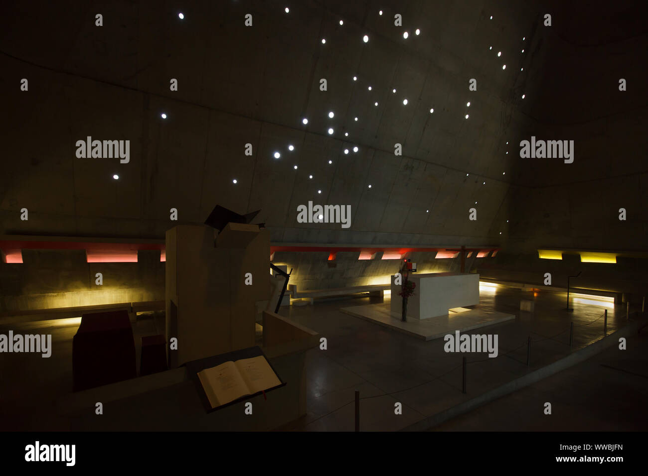 Le corbusier church pierre hi-res stock photography and images - Alamy