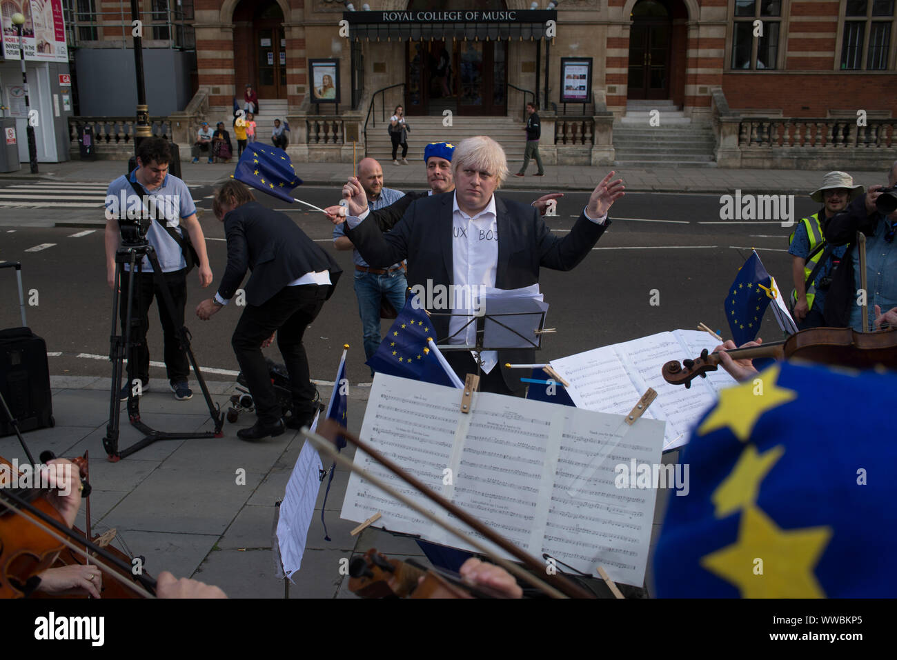 Royal albert hall proms flags hi-res stock photography and images - Alamy