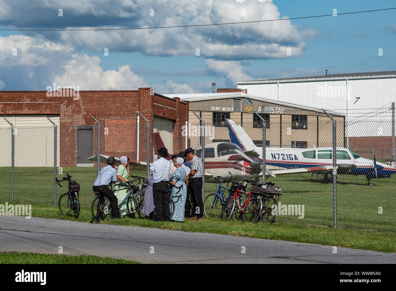 Aviation community hi-res stock photography and images - Alamy