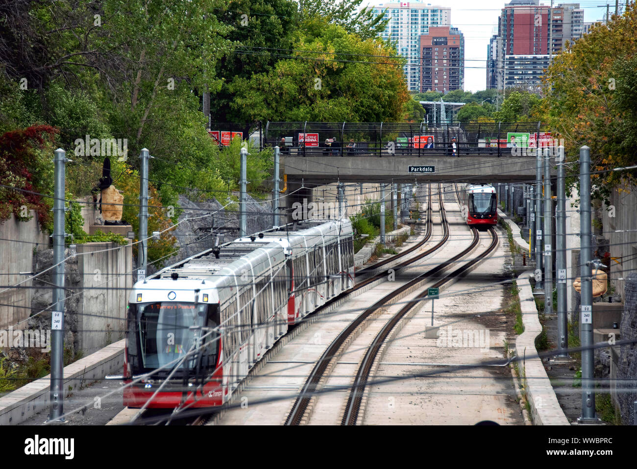 Ottawa light rail transit lrt hi-res stock photography and images - Alamy