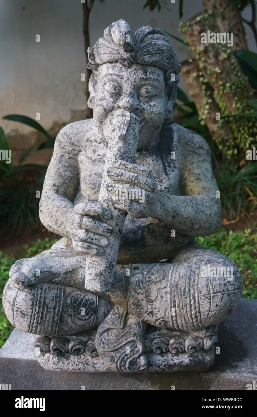 statue in Ubud Bali Stock Photo - Alamy