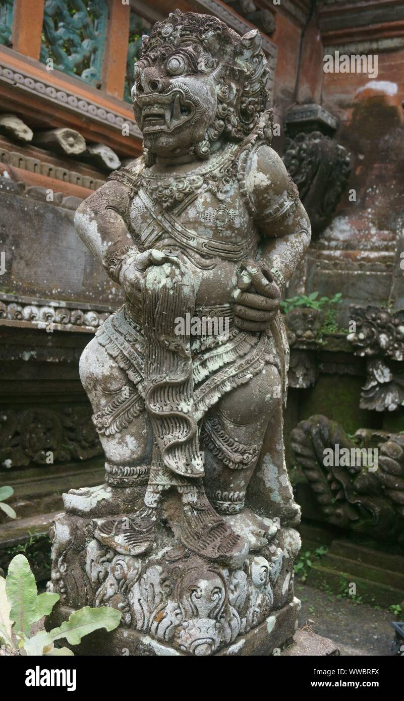 statue in Ubud Bali Stock Photo - Alamy