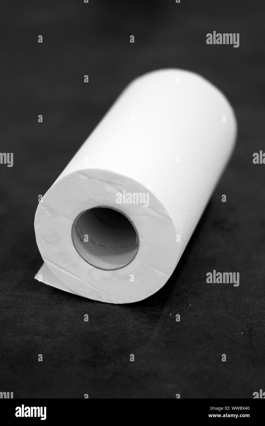 Paper towel floor hi-res stock photography and images - Alamy