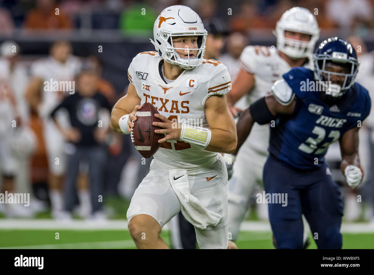 Houston, TX, USA. 14th Sep, 2019. Texas Longhorns quarterback Sam ...