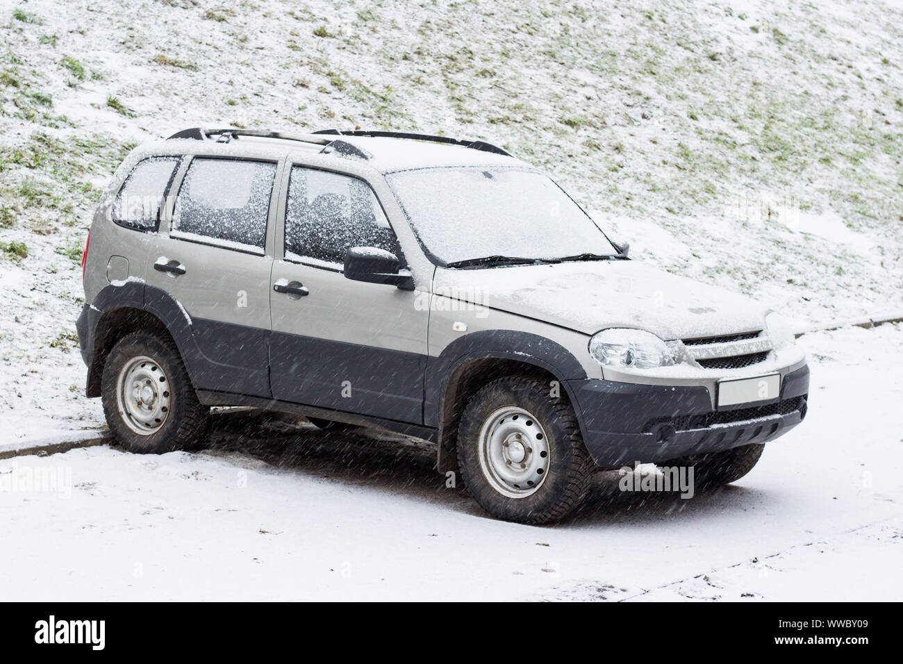 Car life january hi-res stock photography and images - Alamy