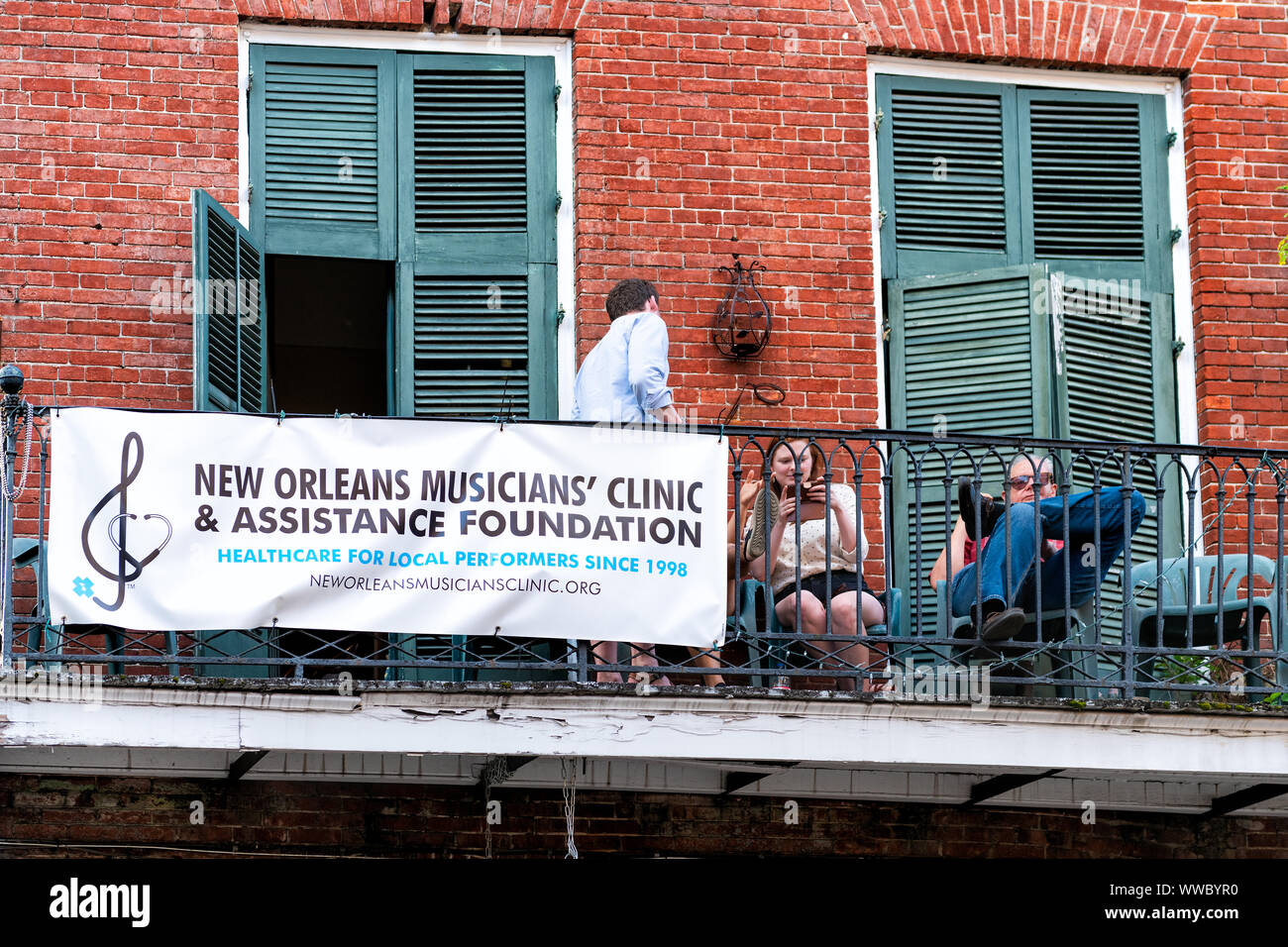 Musician on balcony hi-res stock photography and images - Alamy