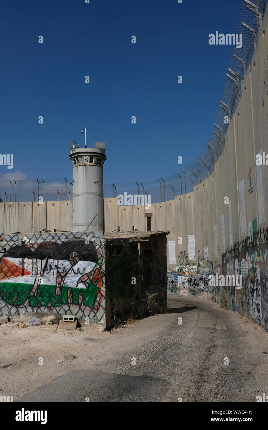 Military watchtower in israel hi-res stock photography and images - Alamy