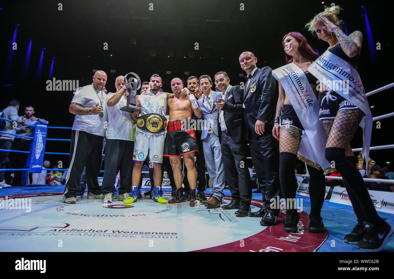 Ibo belt hi-res stock photography and images - Alamy