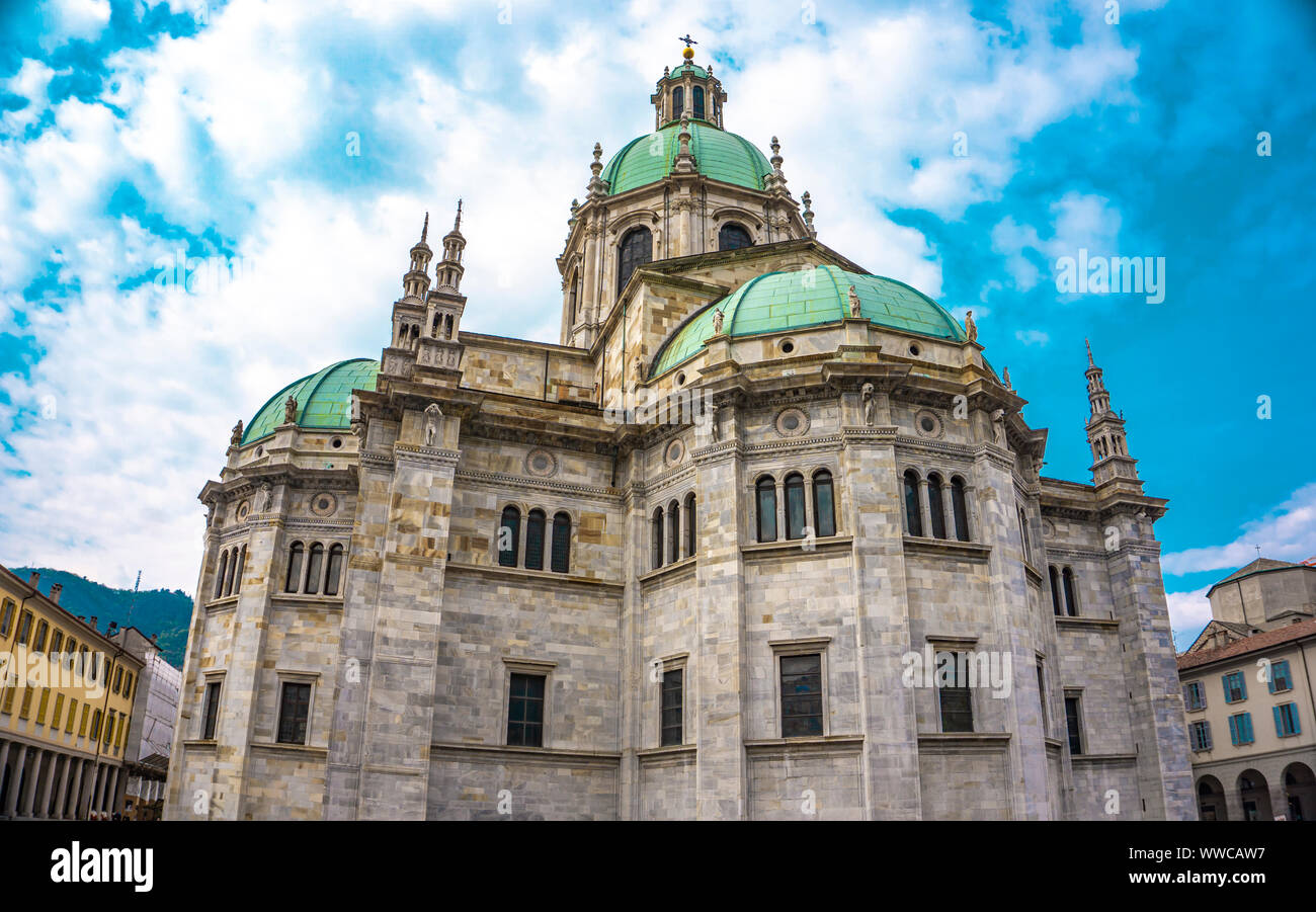 Exterior view of Como Cathedral (Duomo di Como) in Italy Stock Photo ...