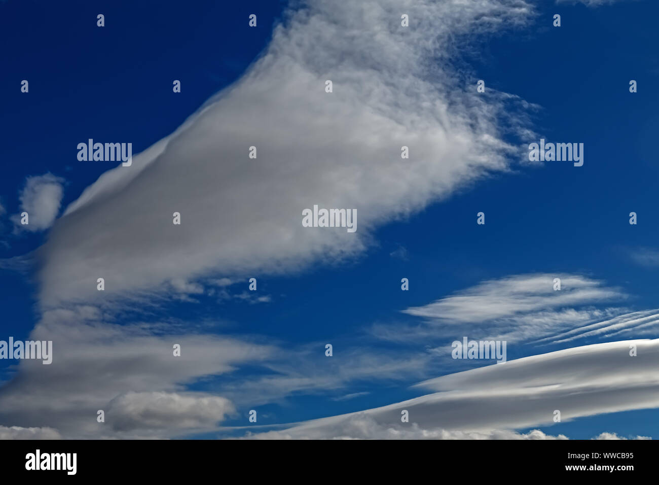 Cloud like formations hi-res stock photography and images - Alamy