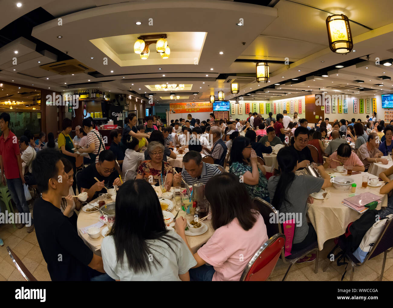 Interior of a Chinese restaurant, Hong Kong , China Stock Photo - Alamy