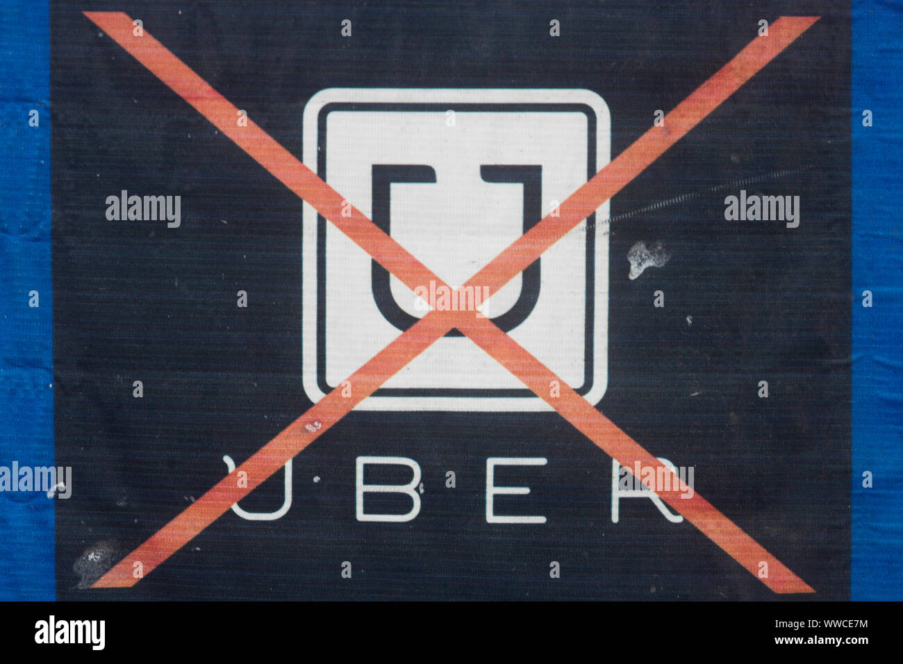 Do not enter sign and no go area sign hi-res stock photography and ...