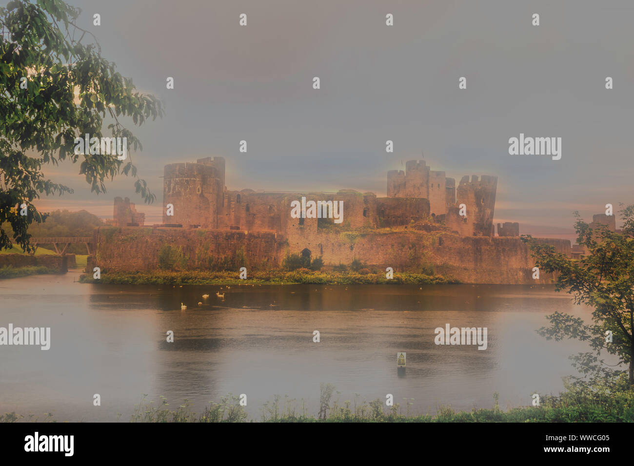 Caerphilly castle sunset hi-res stock photography and images - Alamy