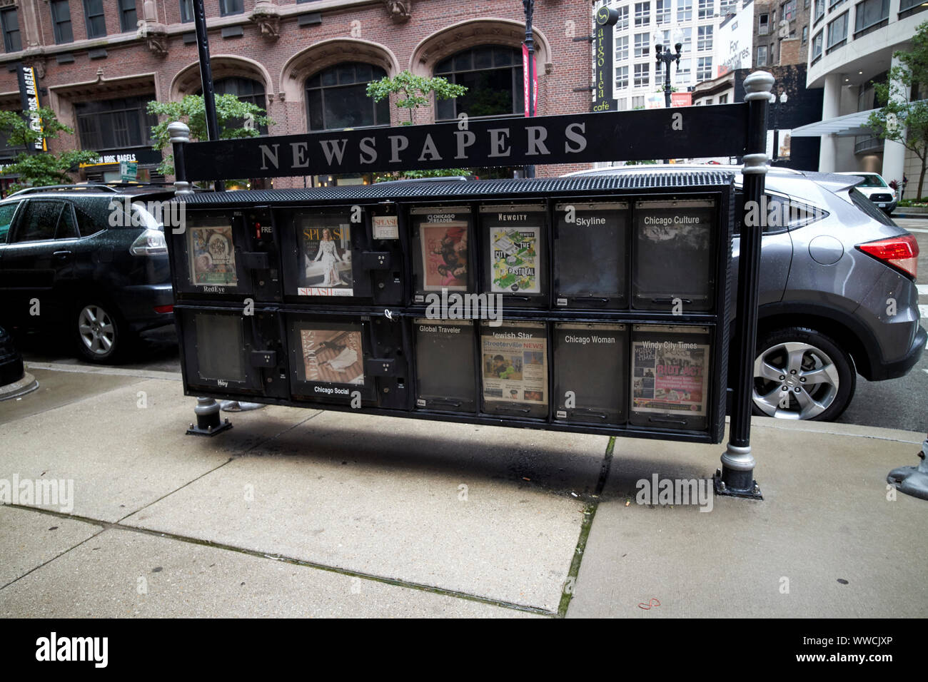 newspapers stand Chicago Illinois USA Stock Photo - Alamy