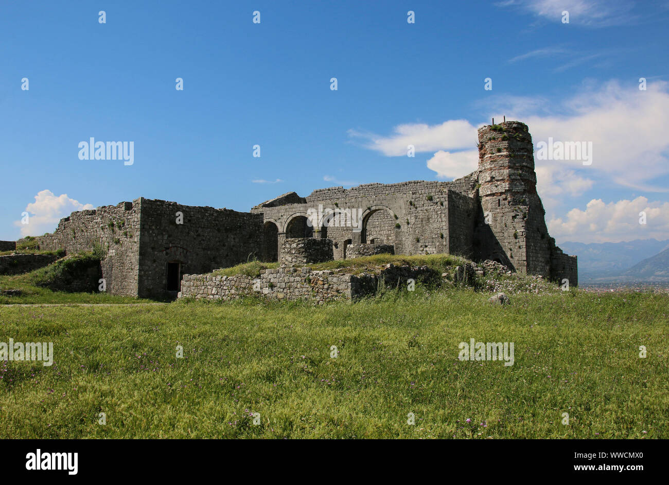 Historic ruins in Rozafa Castle in Shkoder, Albania Stock Photo - Alamy