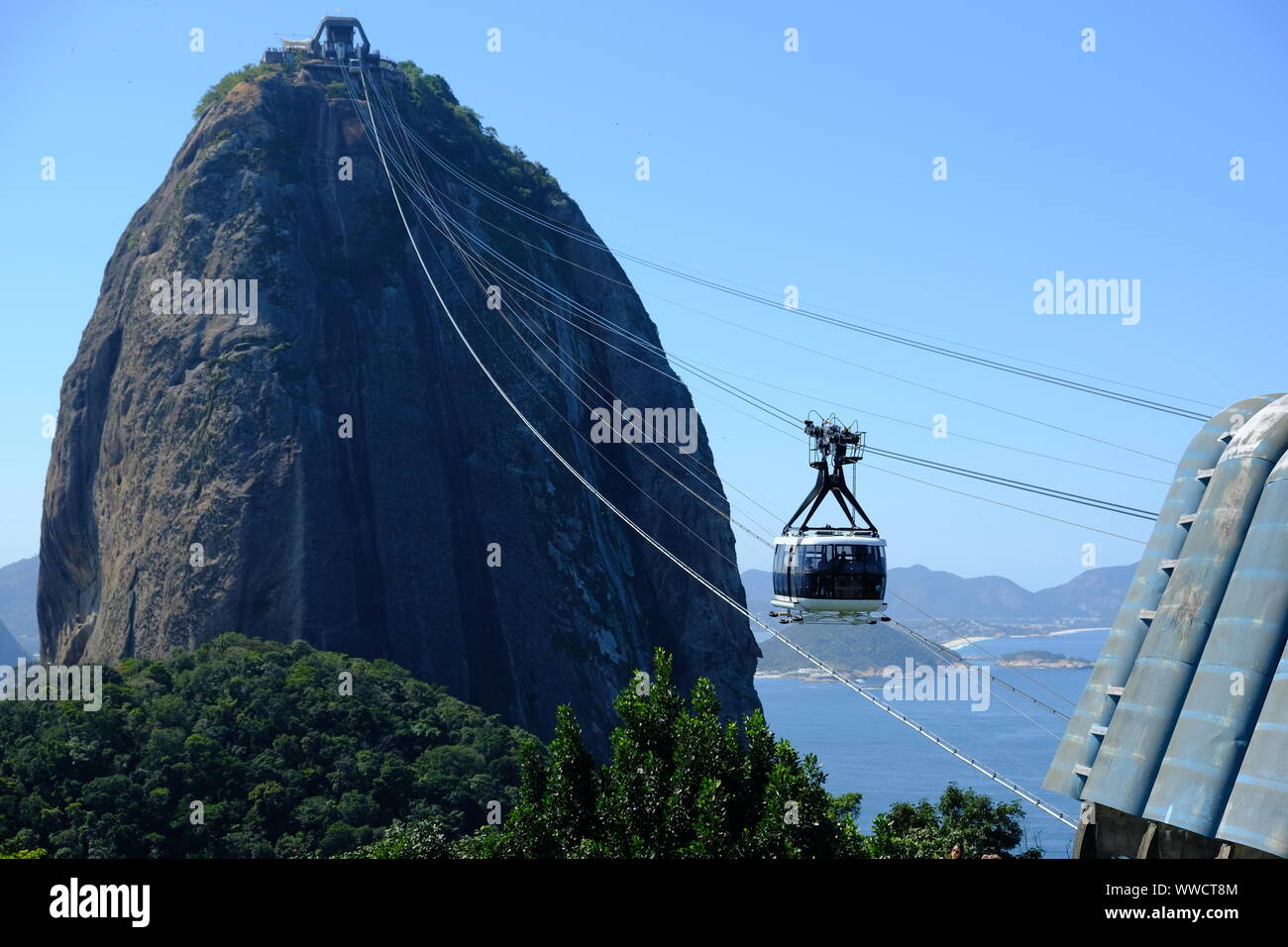 Sugarloaf mountain cable car hi-res stock photography and images - Alamy