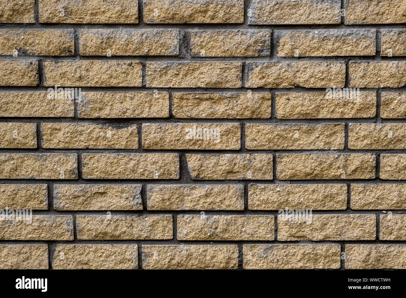 Old yellow brick wall hi-res stock photography and images - Alamy