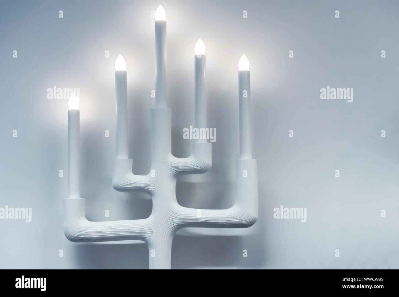 Five candles hi-res stock photography and images - Alamy