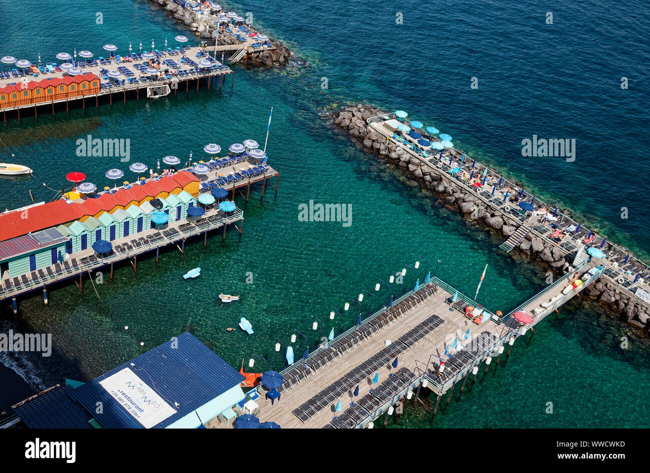 2 stone jetties hi-res stock photography and images - Alamy