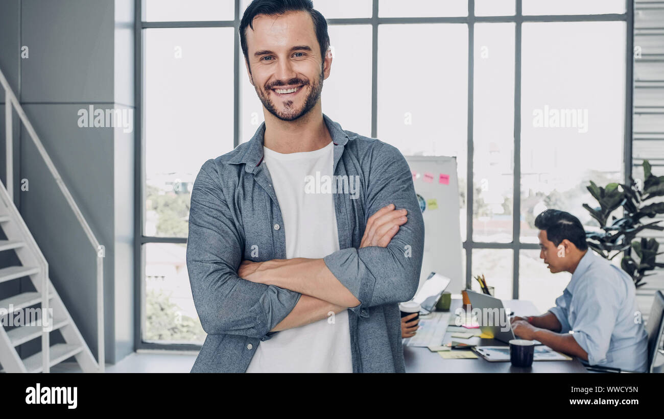 Cross arm hi-res stock photography and images - Alamy