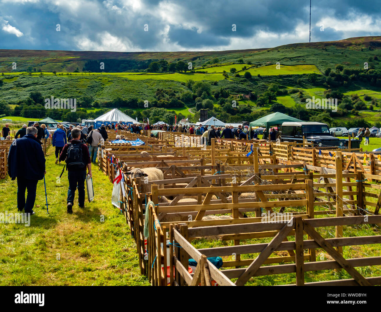Chop gate hi-res stock photography and images - Alamy