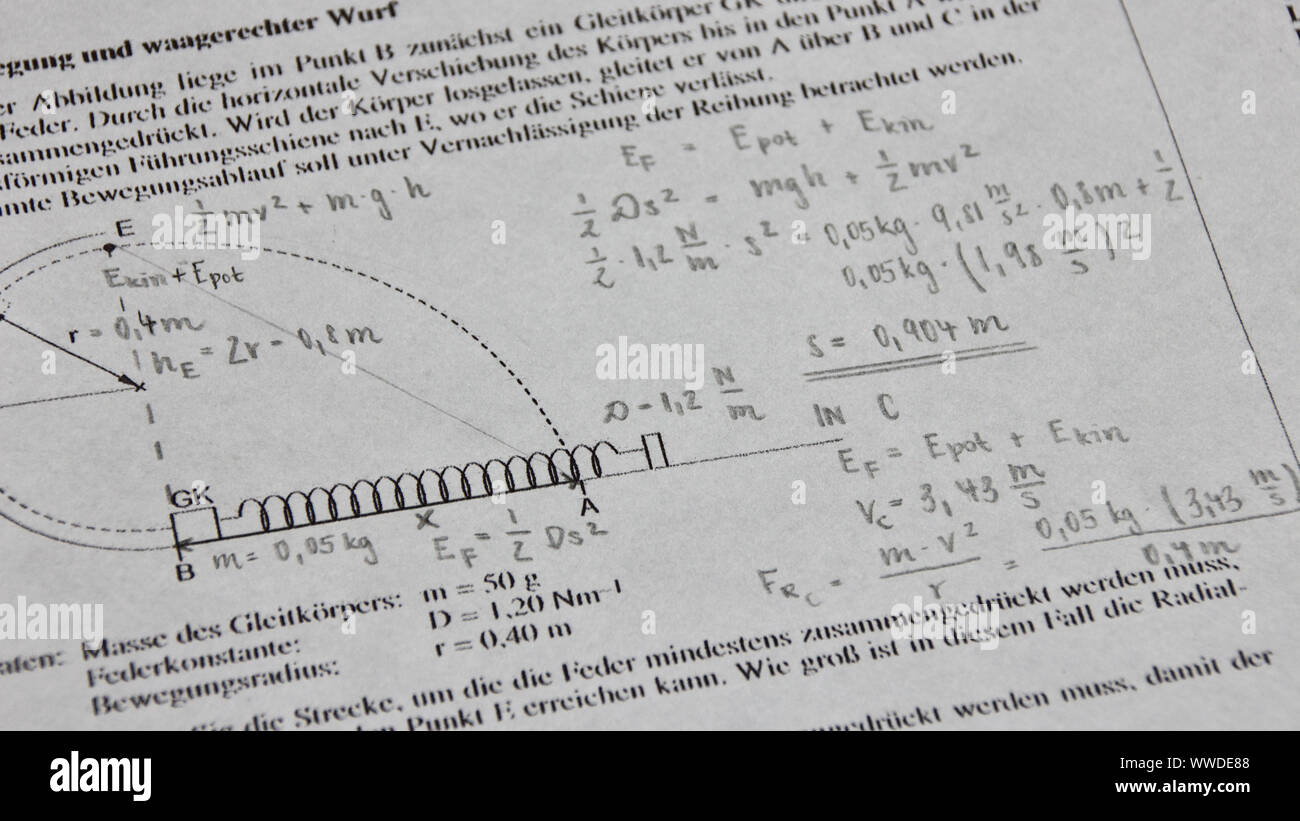 Physics calculations hi-res stock photography and images - Alamy