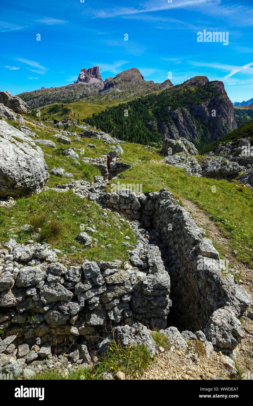Dolomites italy mountains ww1 hi-res stock photography and images - Alamy