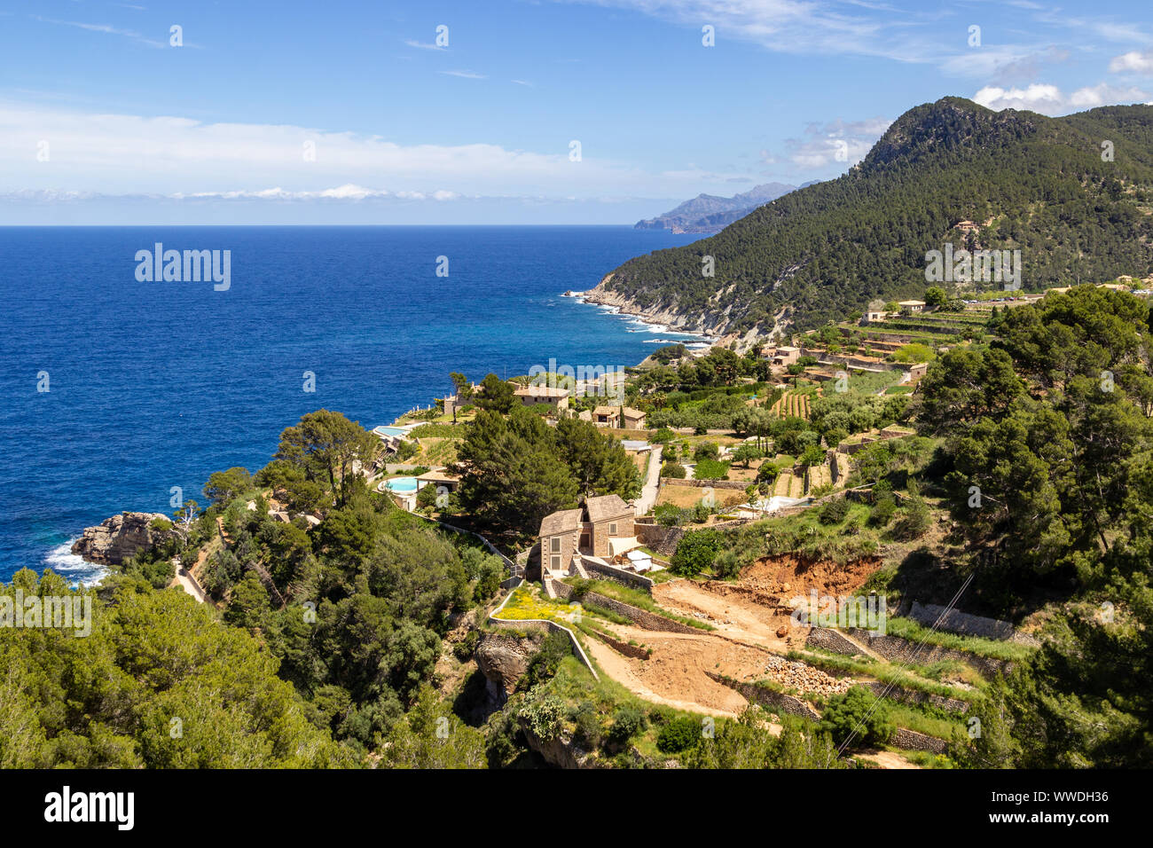 Scenic view on the coast of northern Mallorca between Bayalbufar and ...