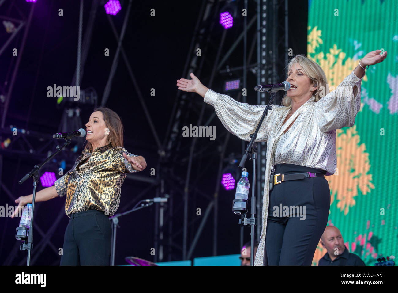 Keren woodward sara dallin bananarama hi-res stock photography and ...