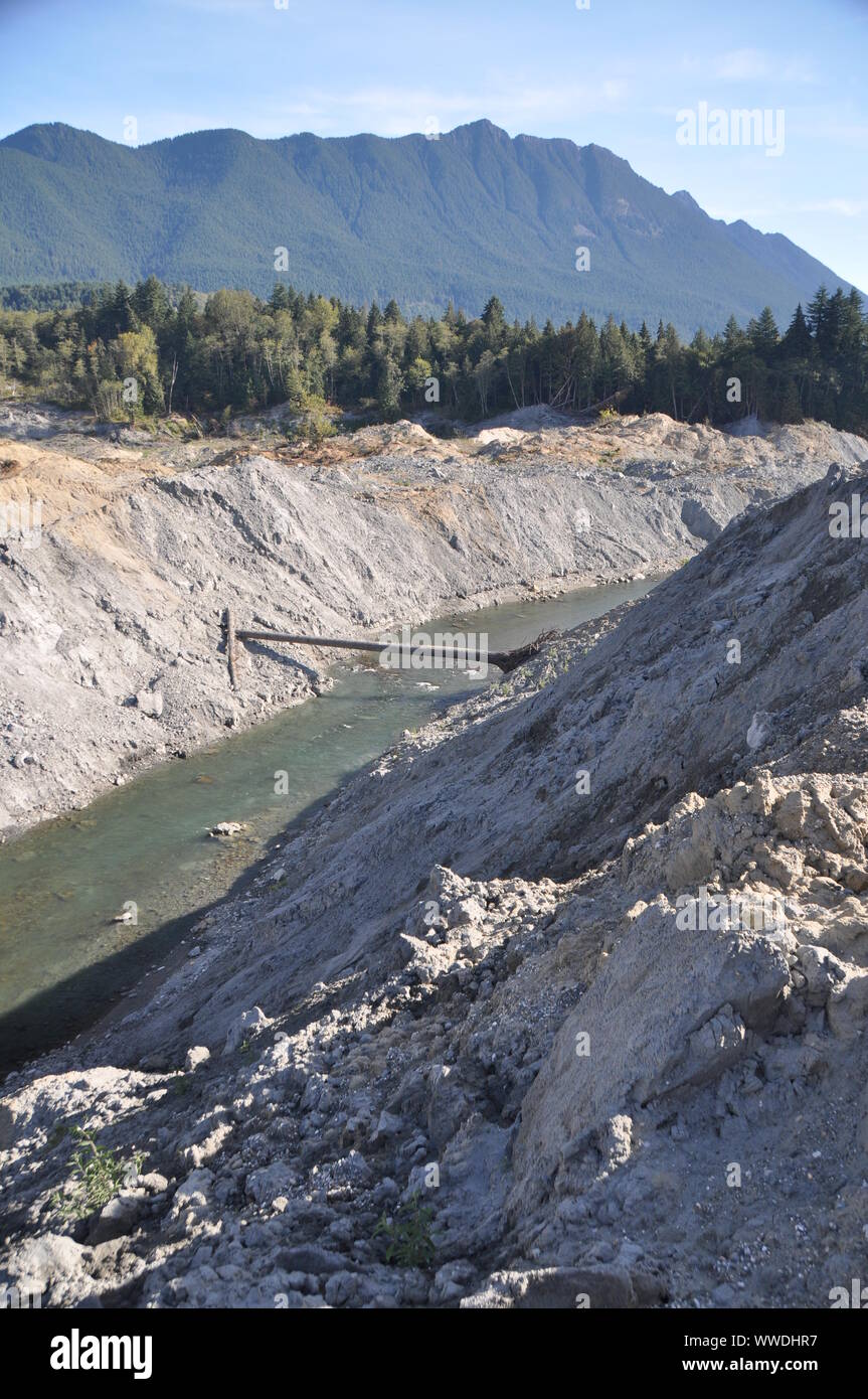 River incision hi-res stock photography and images - Alamy