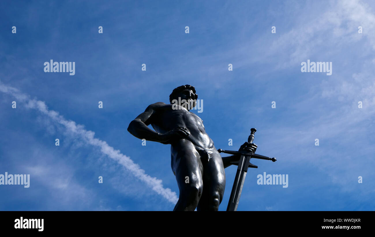 Machine Gunners Memorial Stock Photo - Alamy