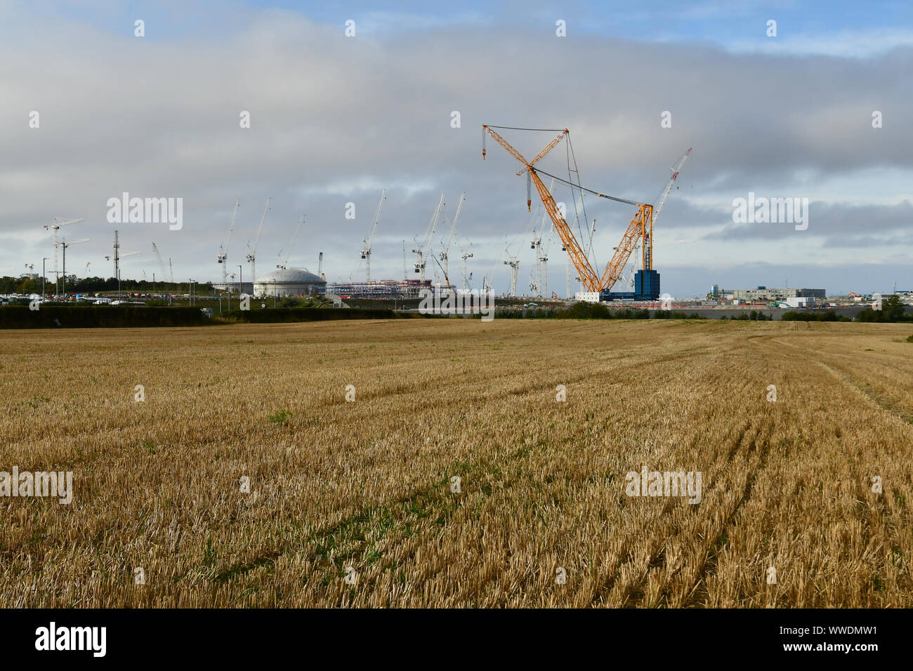 Worlds tallest man made structure hi-res stock photography and images ...