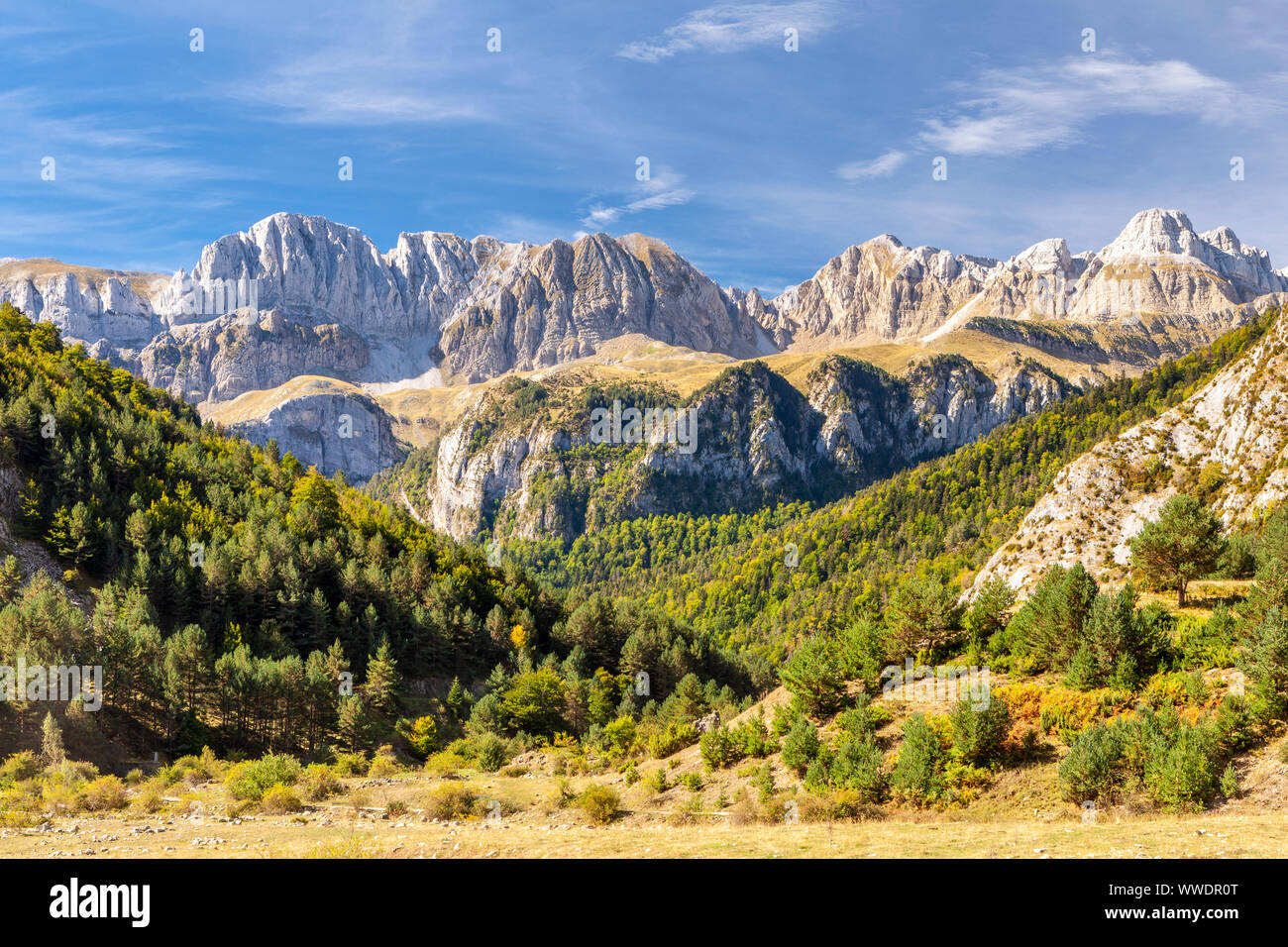 Hecho valley hi-res stock photography and images - Alamy