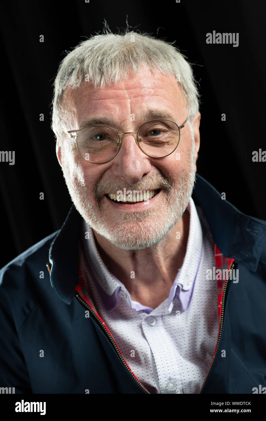 Steve Harley at Darwen Theatre Stock Photo - Alamy
