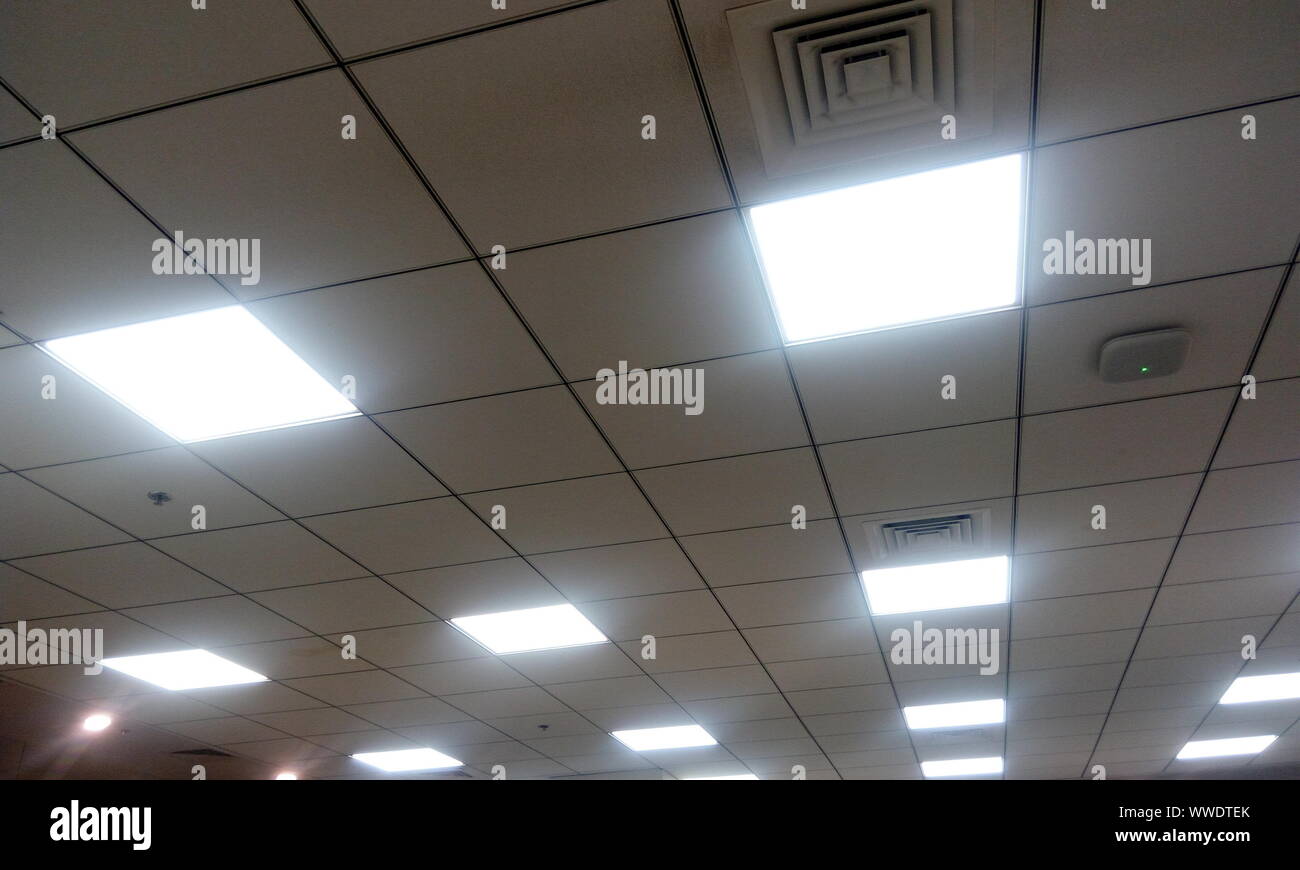 Calcium silicate grid ceiling hi-res stock photography and images - Alamy